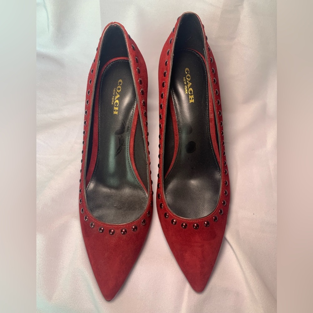 Coach -Holiday Black Cherry Detailed Suede Pumps. Bea… - Gem